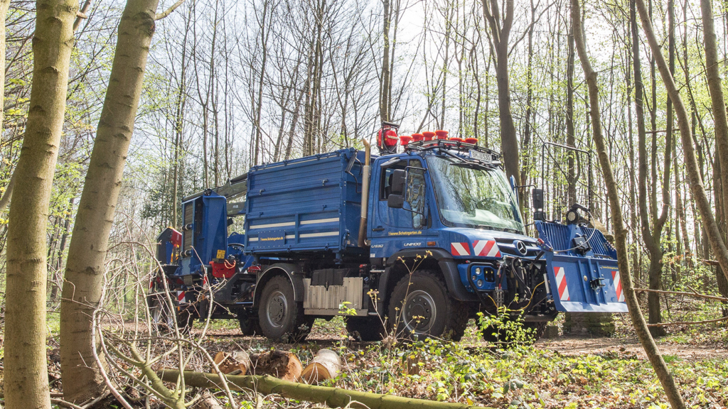 Unimog U 216 - U 530 - Mercedes-Benz Unimog Centre